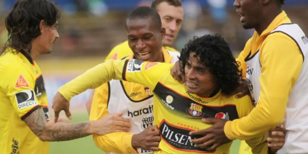 A lo que se dedica Alex Colón luego de cobrar 50 mil en Barcelona SC y ...