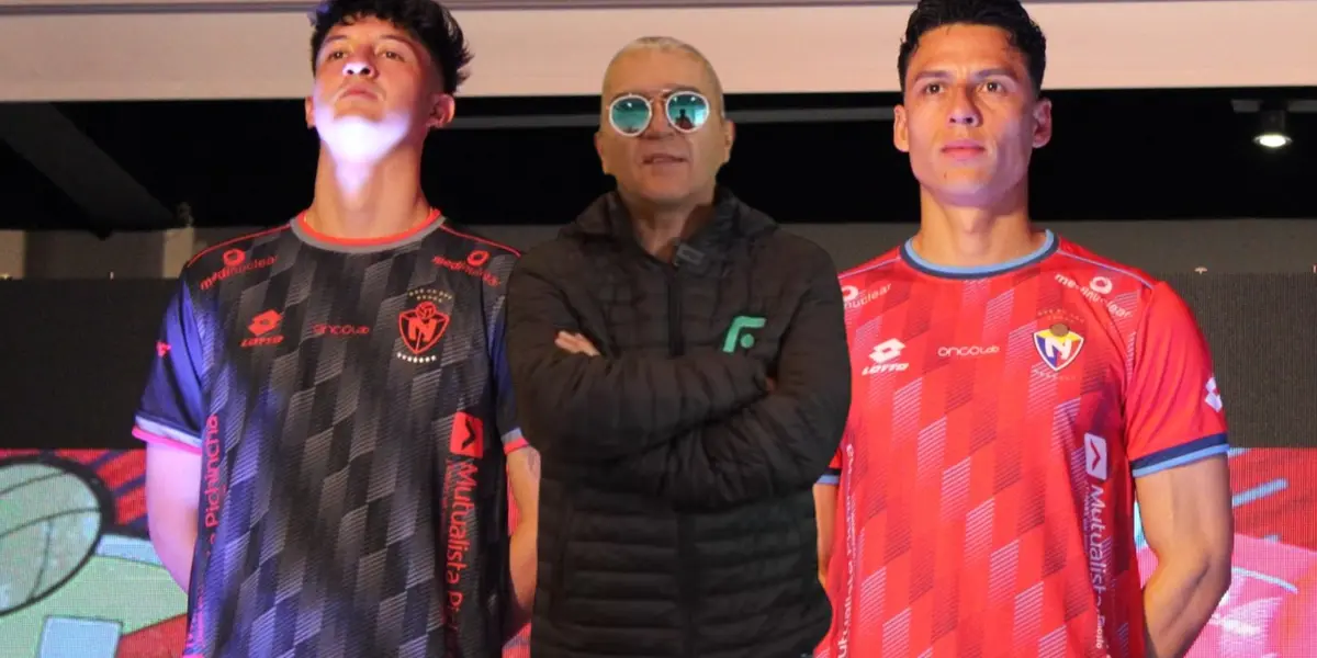 Club Deportivo El Nacional, pese a tener una indumentaria ...