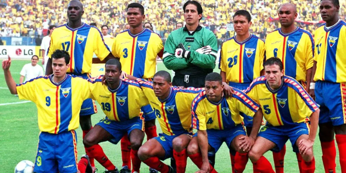 Se arrodilló para que no lo sacaran de la Selección Ecuatoriana, mira ...