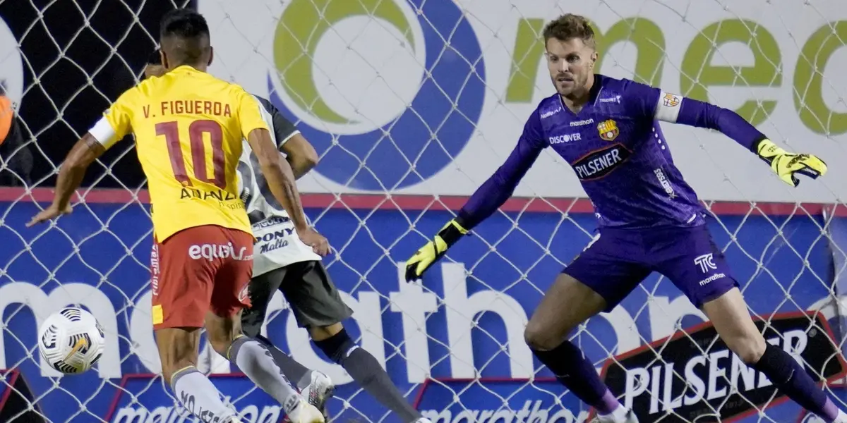 No solo bastó con ganarle el título, Aucas ahora le saca un crack a ...