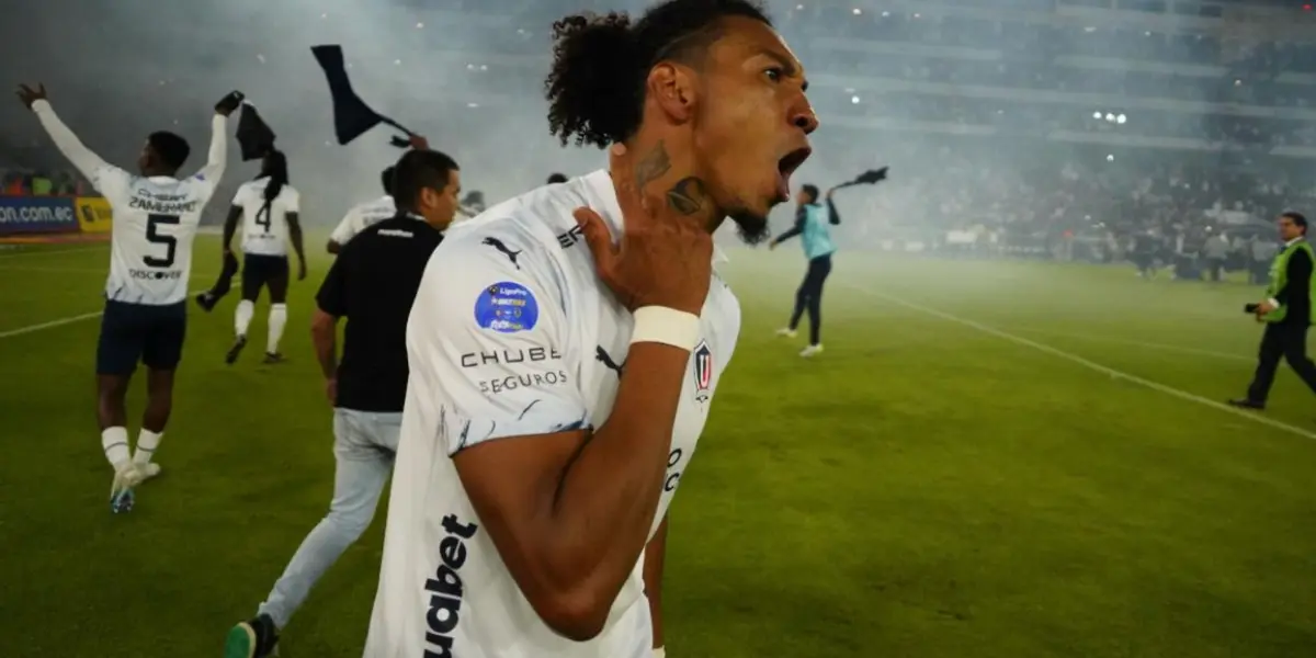 Como un hincha más y no se vio en TV, la reacción de José Quintero tras ...