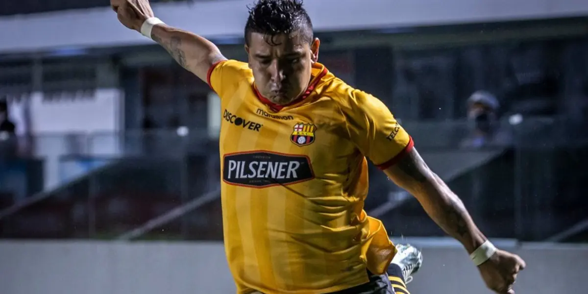 Cómo luce Mario Pineida que se fue de BSC y llegó a El Nacional